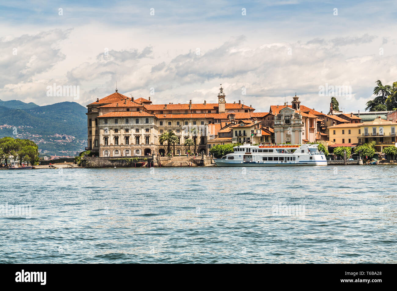 Panorama of Isola Bella on Maggiore lake, Italy Stock Photo - Alamy