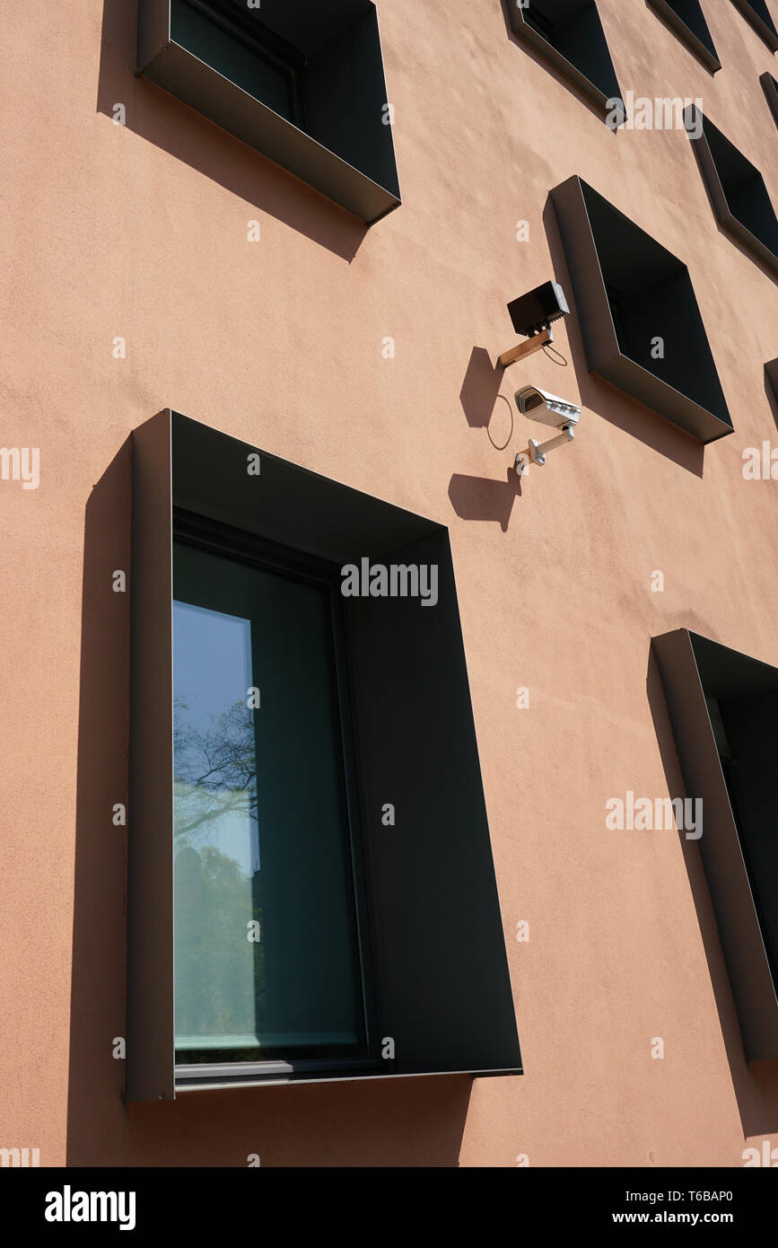 Camera house hi-res stock photography and images - Alamy