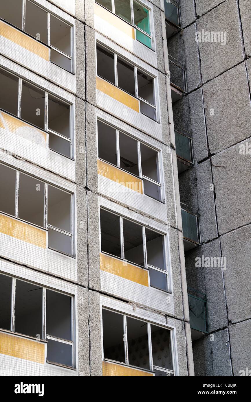 Demolition of urban neighborhood hi-res stock photography and images ...