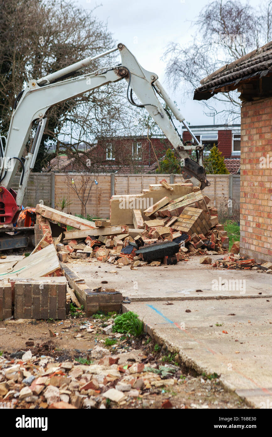 Demolition bricks project hi-res stock photography and images - Alamy