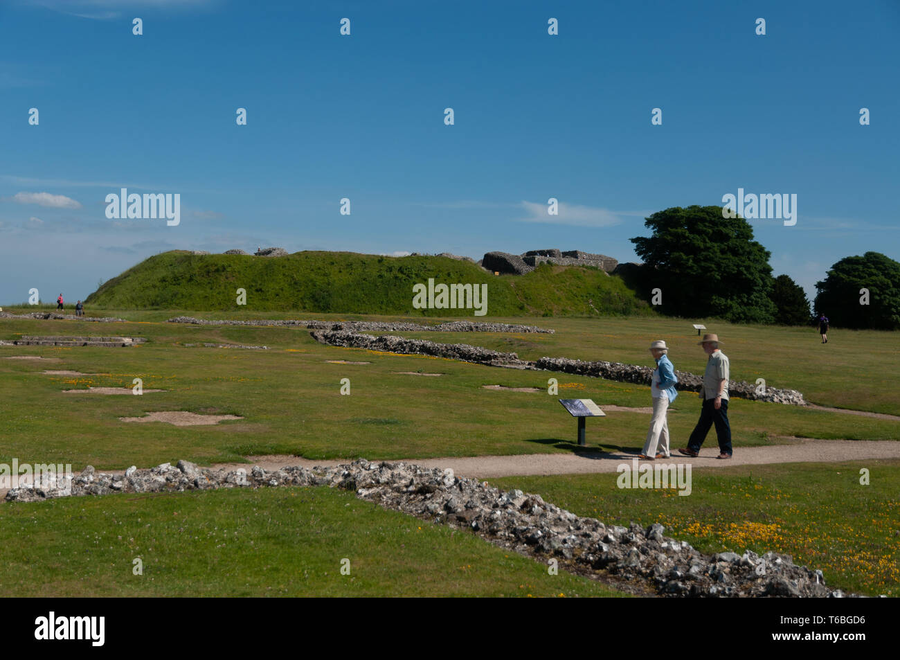 Old sarum castle hi-res stock photography and images - Alamy