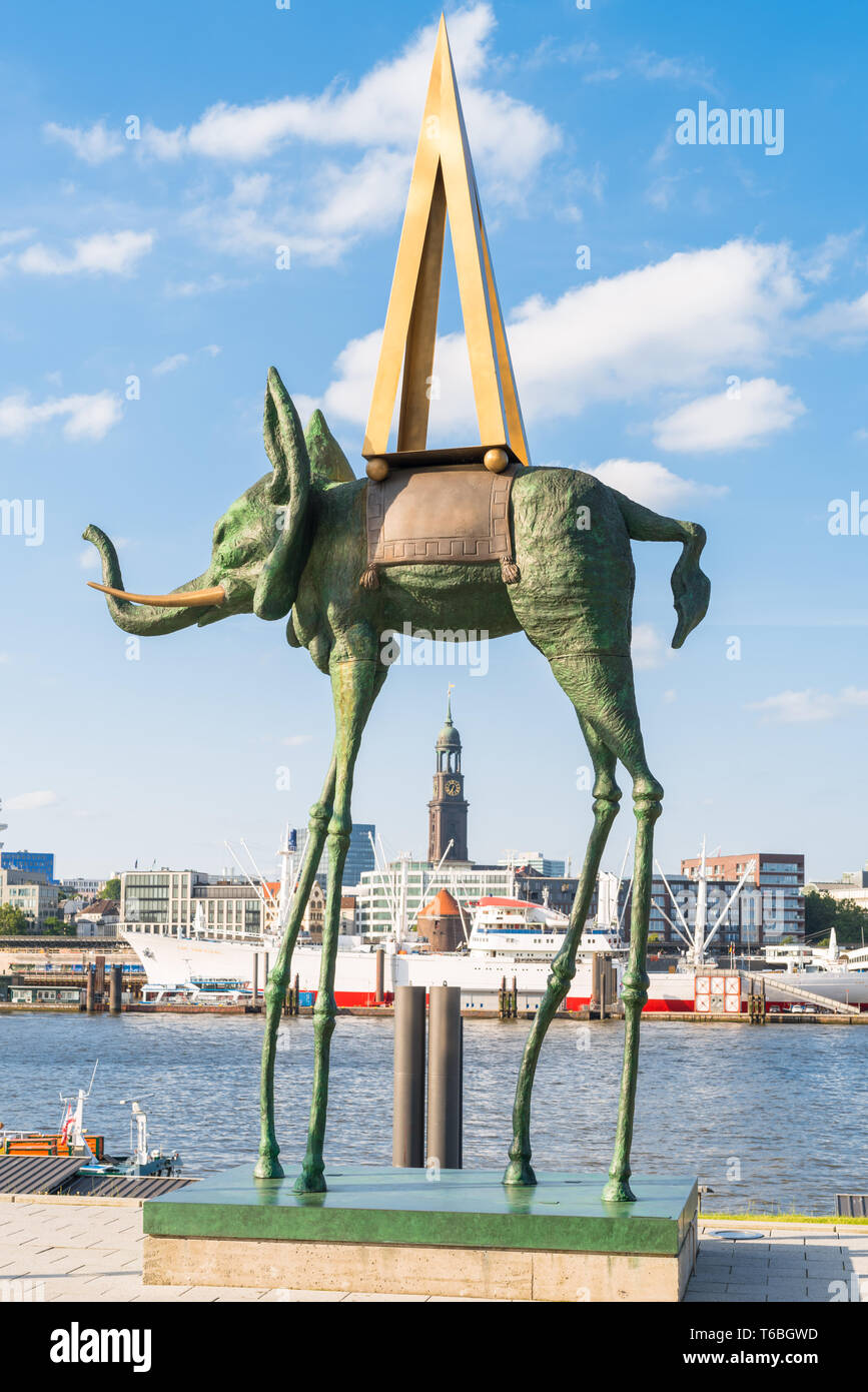 Dali and elephant hi-res stock photography and images - Alamy