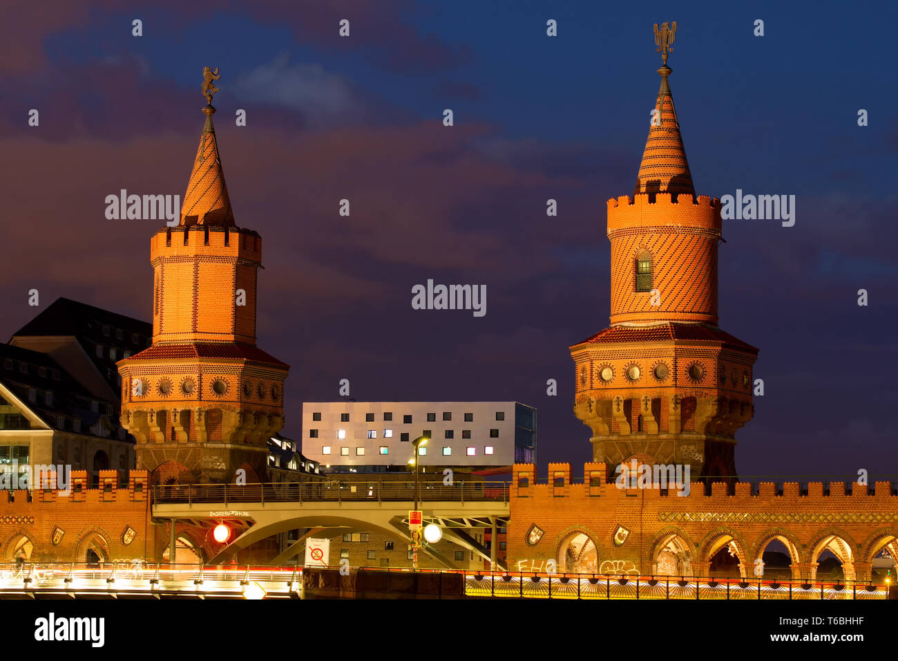 The Oberbaum Bridge. Berlin Stock Photo - Alamy
