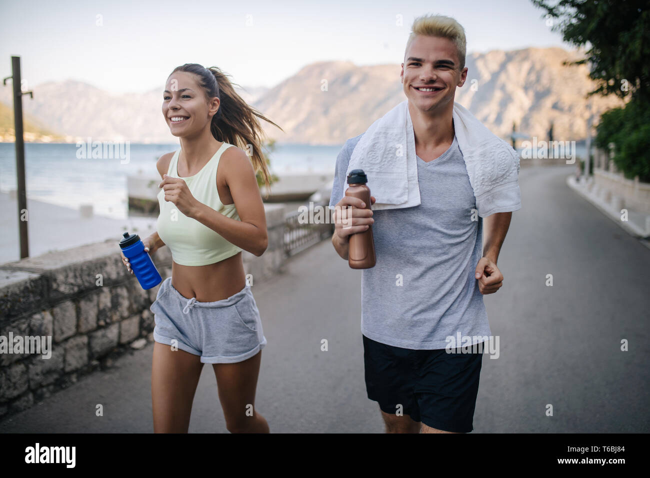 Sport female outdoor hi-res stock photography and images - Alamy