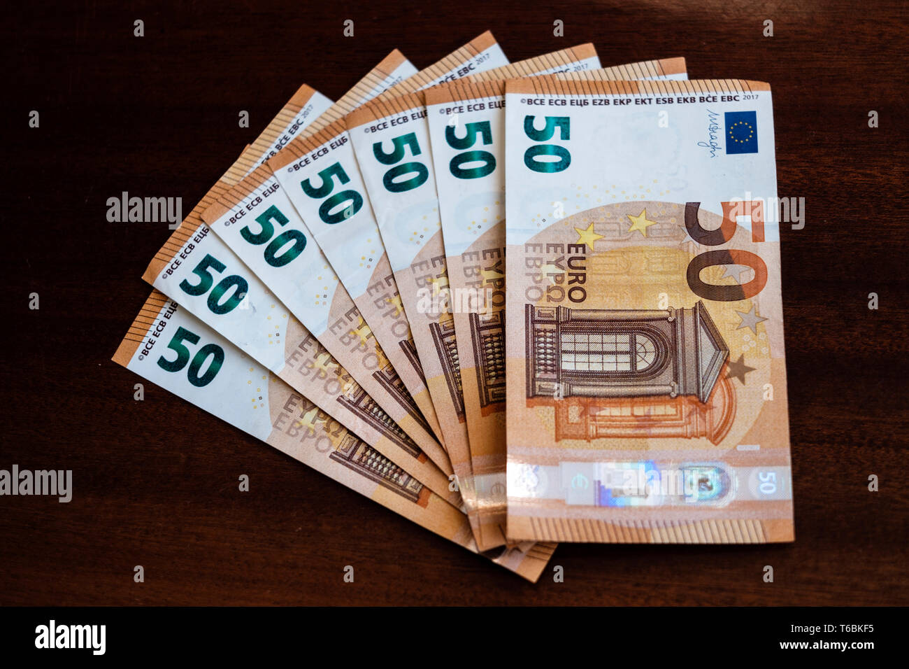 Bundle of 50 euro notes hi-res stock photography and images - Alamy