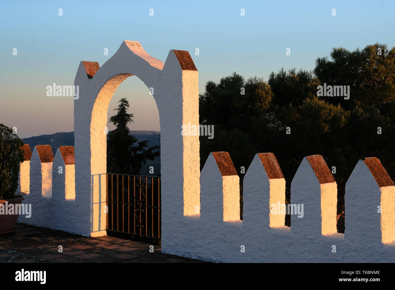 Evening light on the Moorish architecture of Castillo de Comares ...