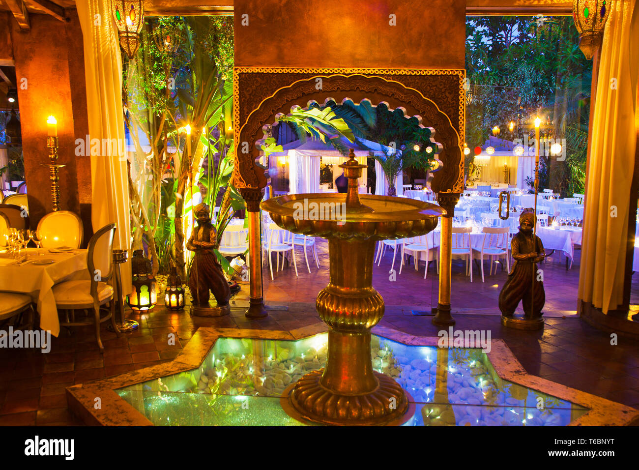 Ayoun hi-res stock photography and images - Alamy