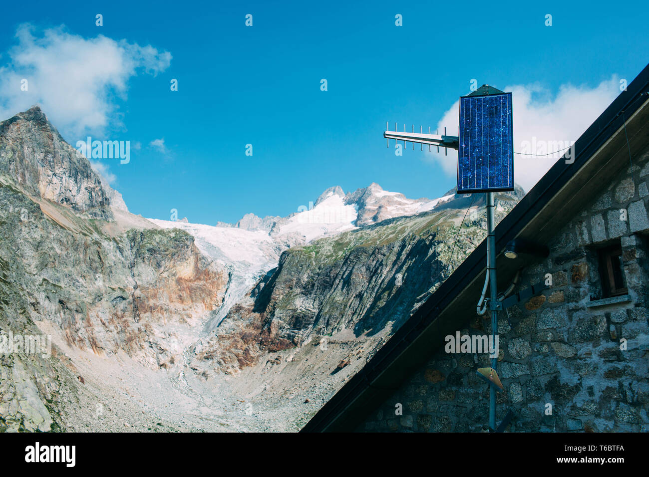 Solar panel mountains hi-res stock photography and images - Alamy