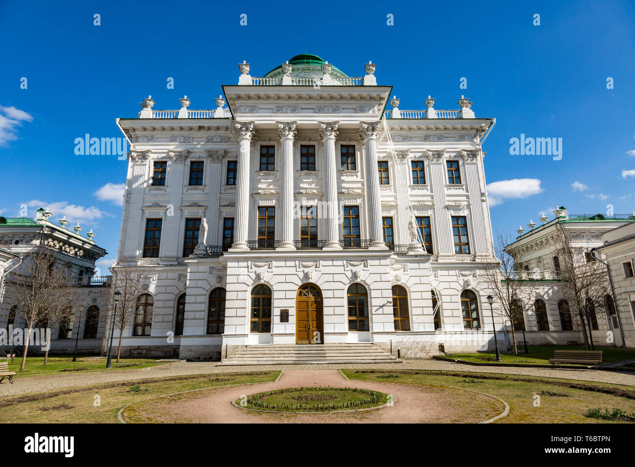 Pashkov hi-res stock photography and images - Alamy