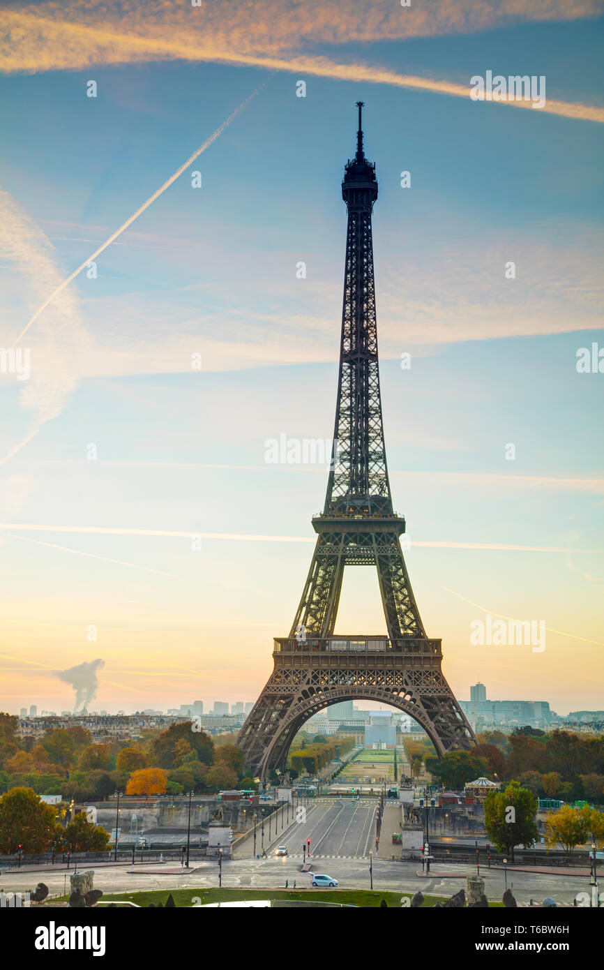 Cityscape of Paris with the Eiffel tower Stock Photo - Alamy