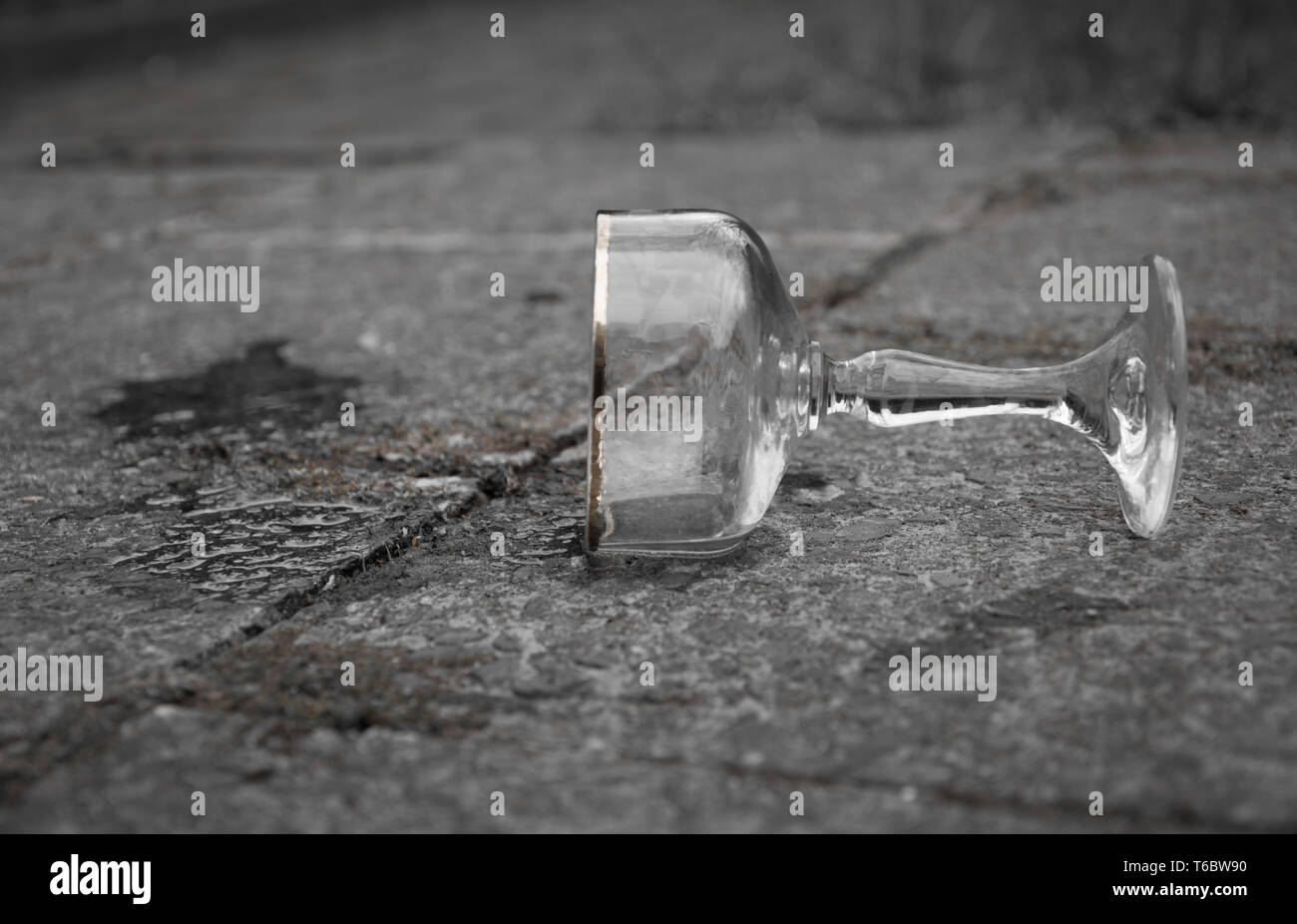 Spilt stone hi-res stock photography and images - Alamy