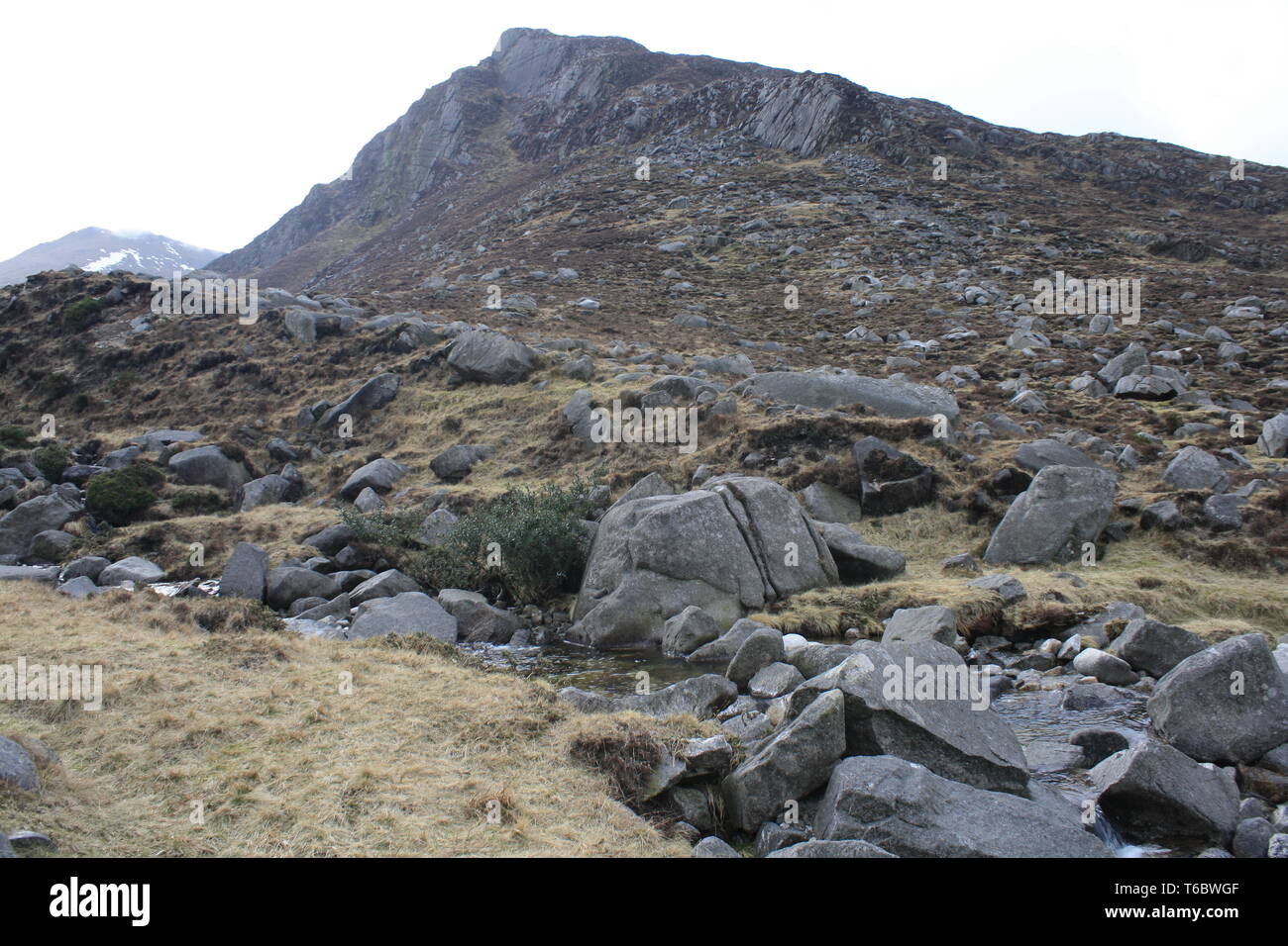 Slieve bearnagh mournes hi-res stock photography and images - Alamy