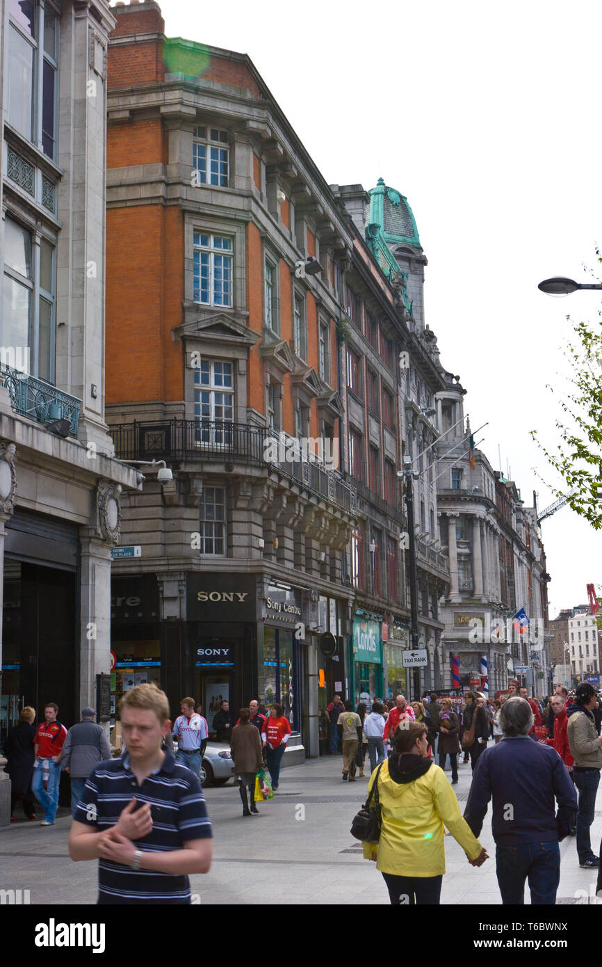 Street scene in Dublin, Ireland Stock Photo - Alamy
