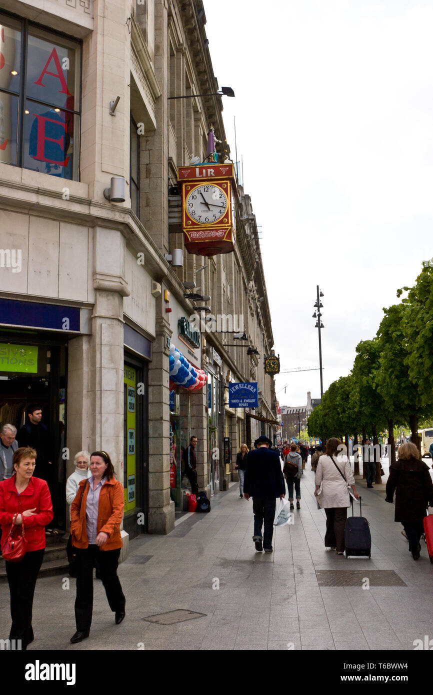 Street scene in Dublin, Ireland Stock Photo - Alamy