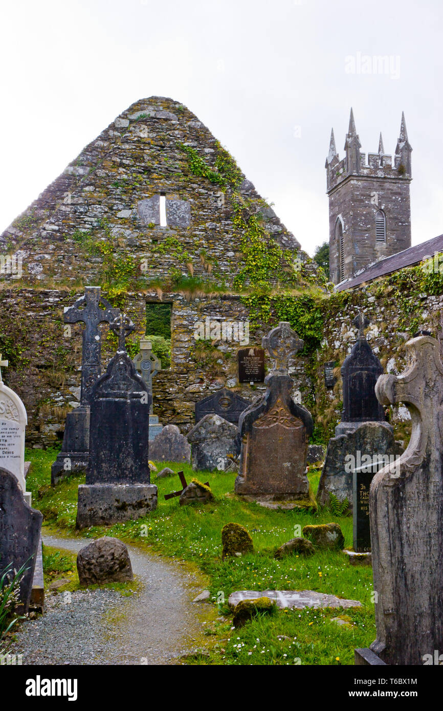 Medieval church graveyard ireland hi-res stock photography and images ...