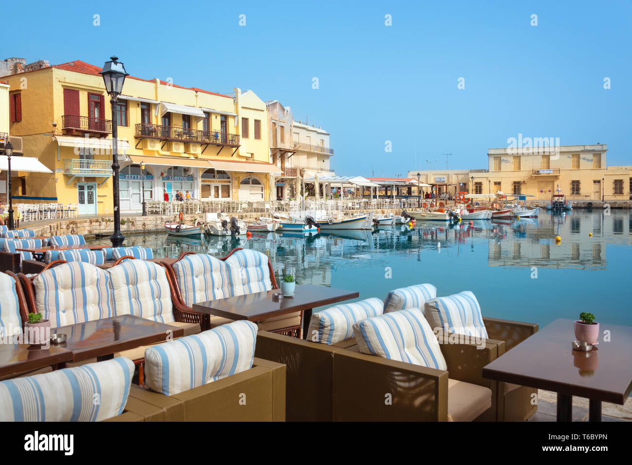Rethymnon port hi-res stock photography and images - Alamy