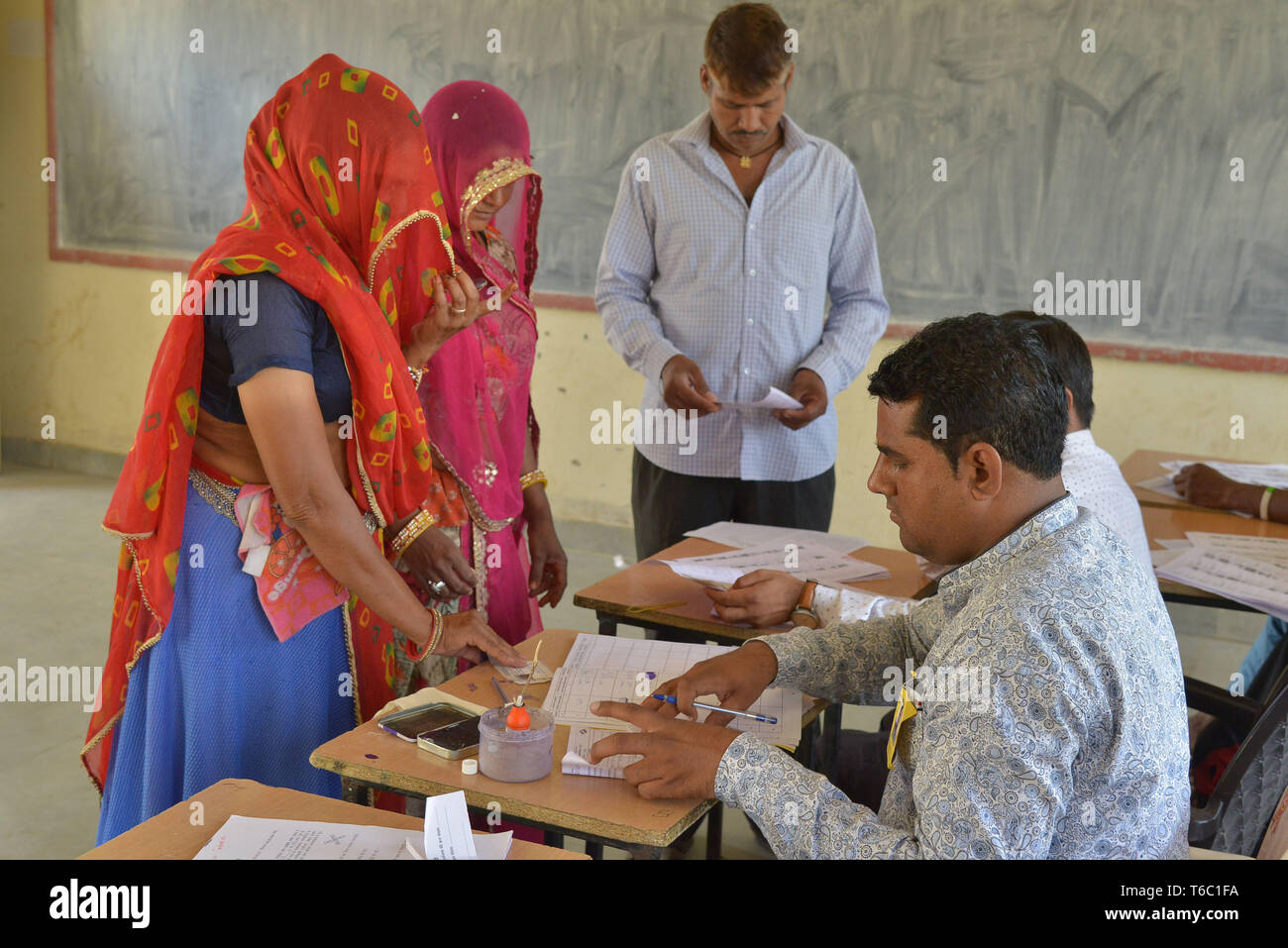 Indian People Voting
