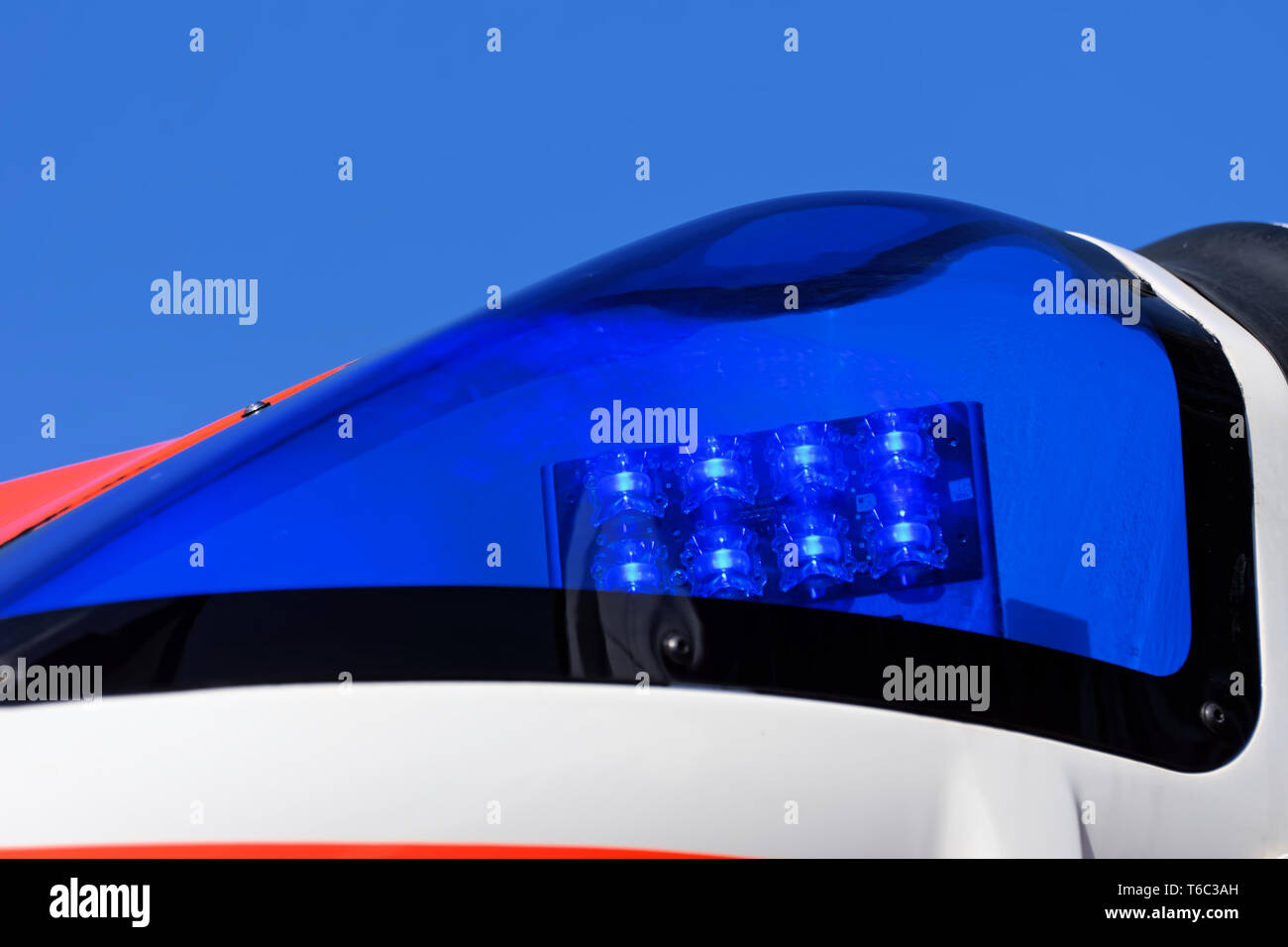 Emergency vehicle lighting hi-res stock photography and images - Alamy