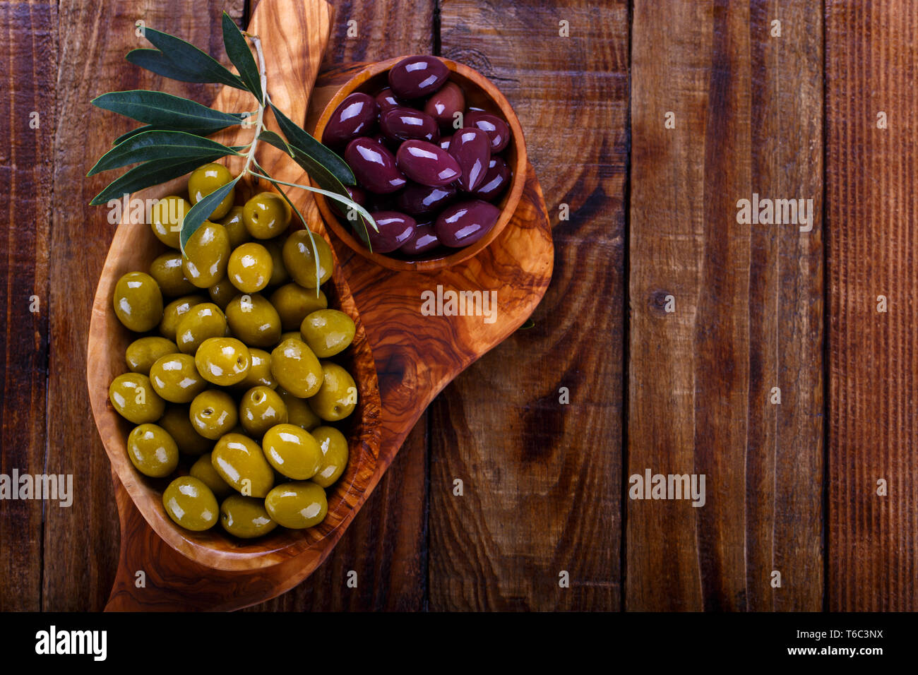 Top view green black olives hi-res stock photography and images - Alamy