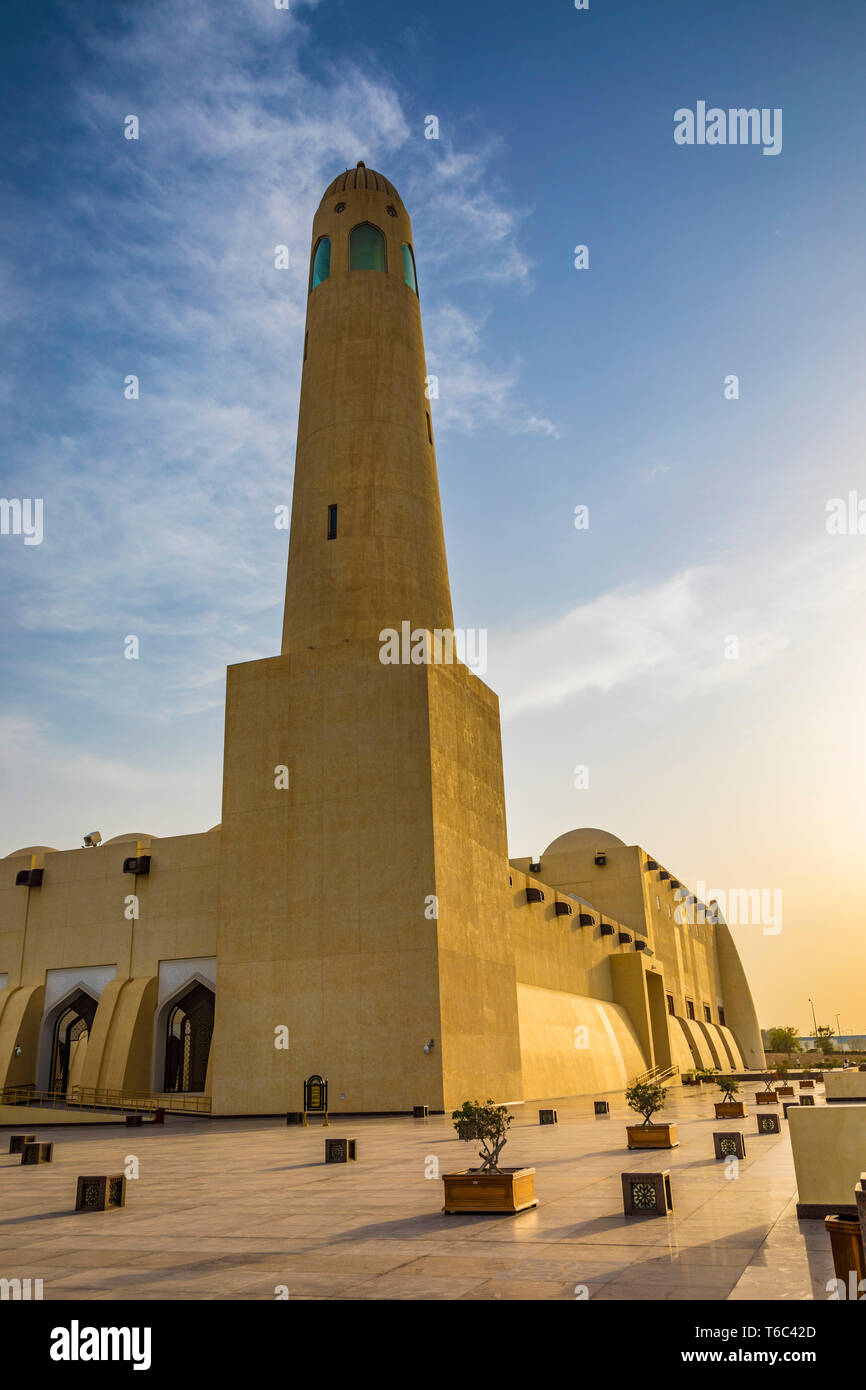 Imam Muhammad bin Abdul Wahhab Mosque, Doha, Qatar Stock Photo - Alamy