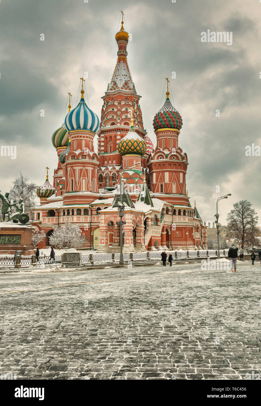 St. Basil's cathedral, Red square, Moscow, Russia Stock Photo - Alamy
