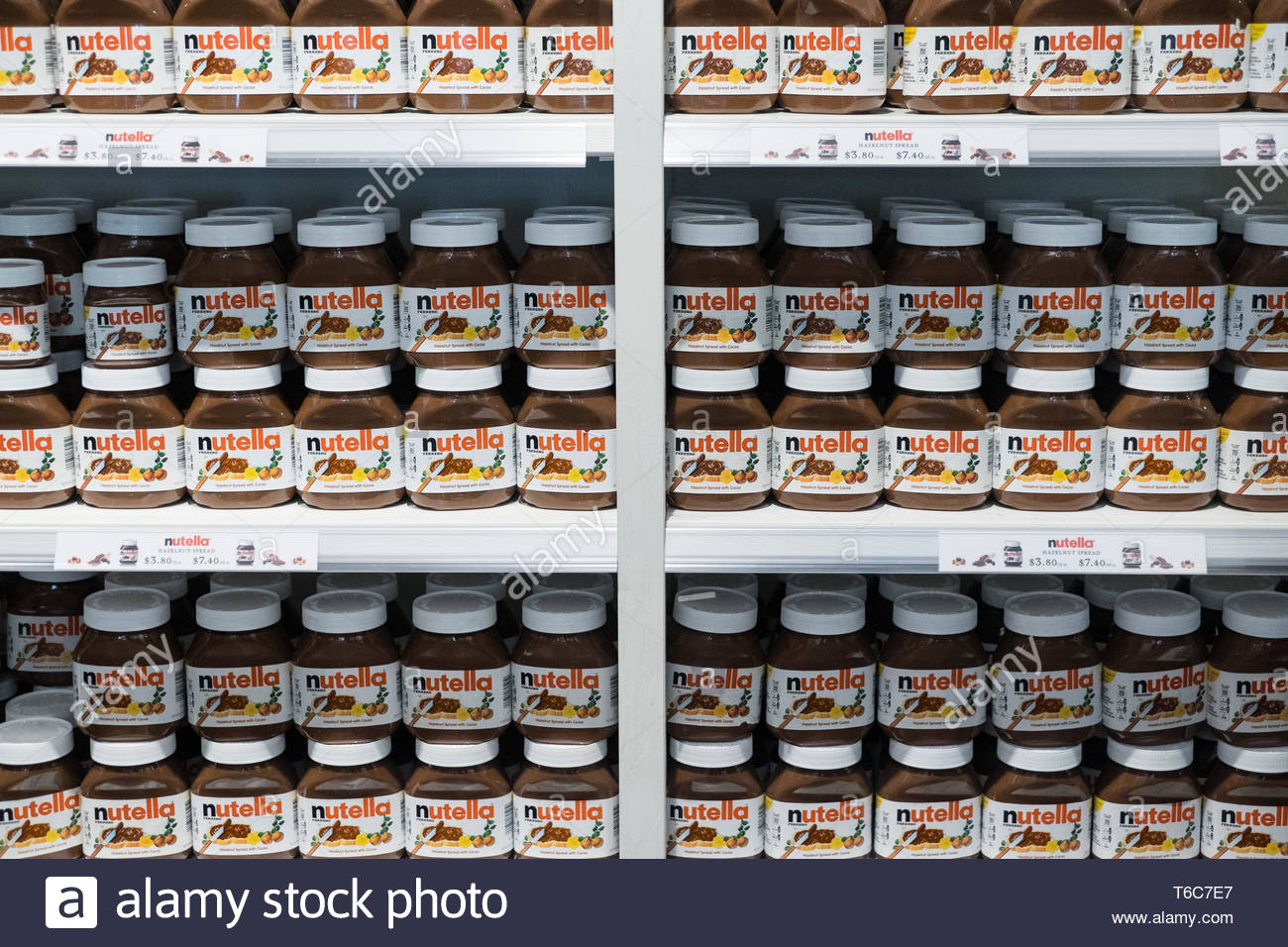 Nutella Logo Stock Photos & Nutella Logo Stock Images - Alamy