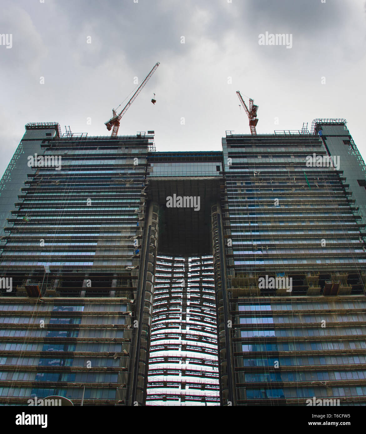 Twin skyscraper hi-res stock photography and images - Alamy