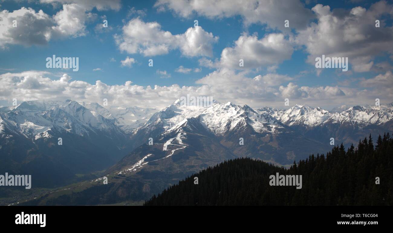 Hiking in austrian alps hi-res stock photography and images - Alamy