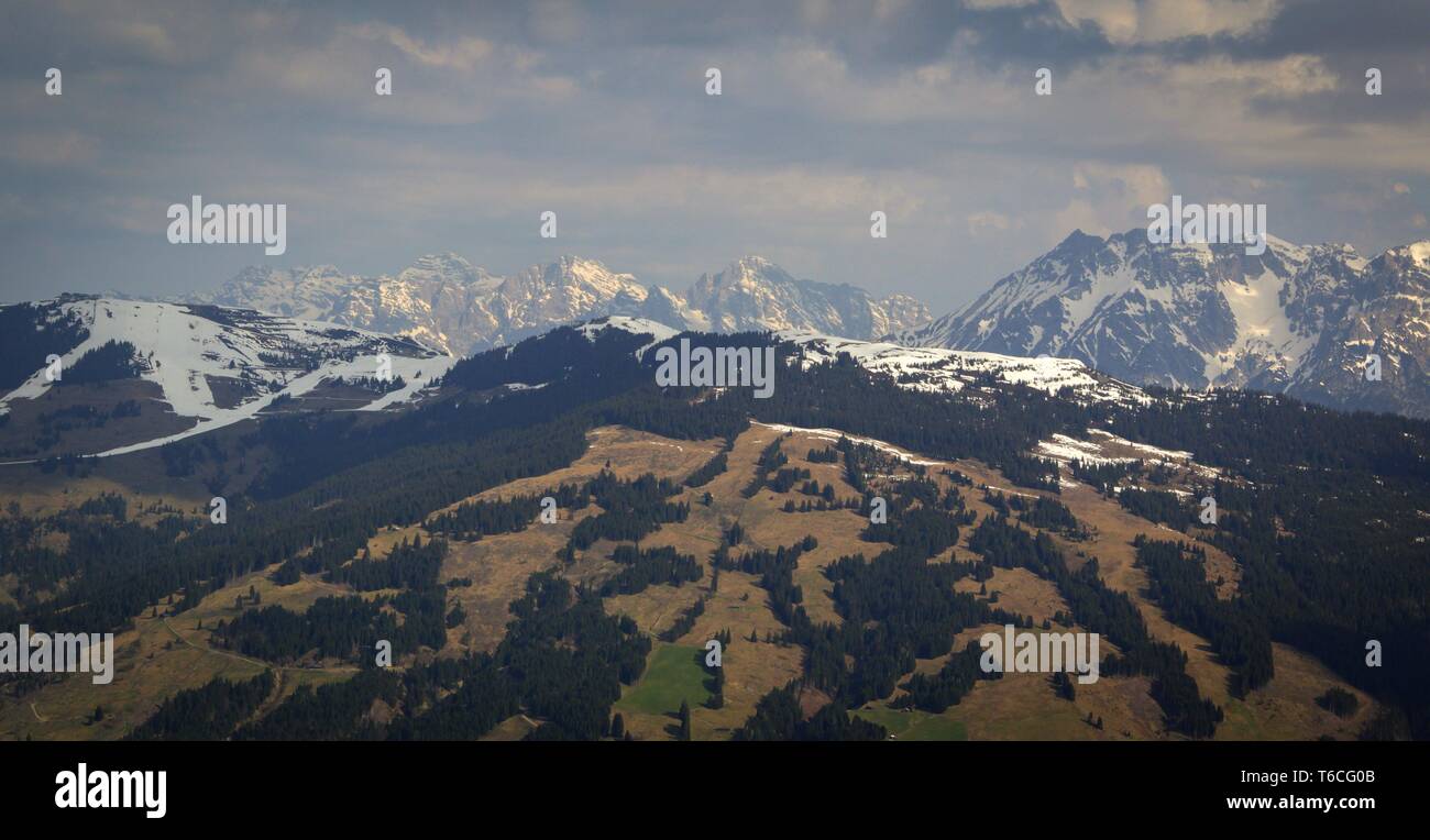 Austrian alps in the spring Stock Photo - Alamy