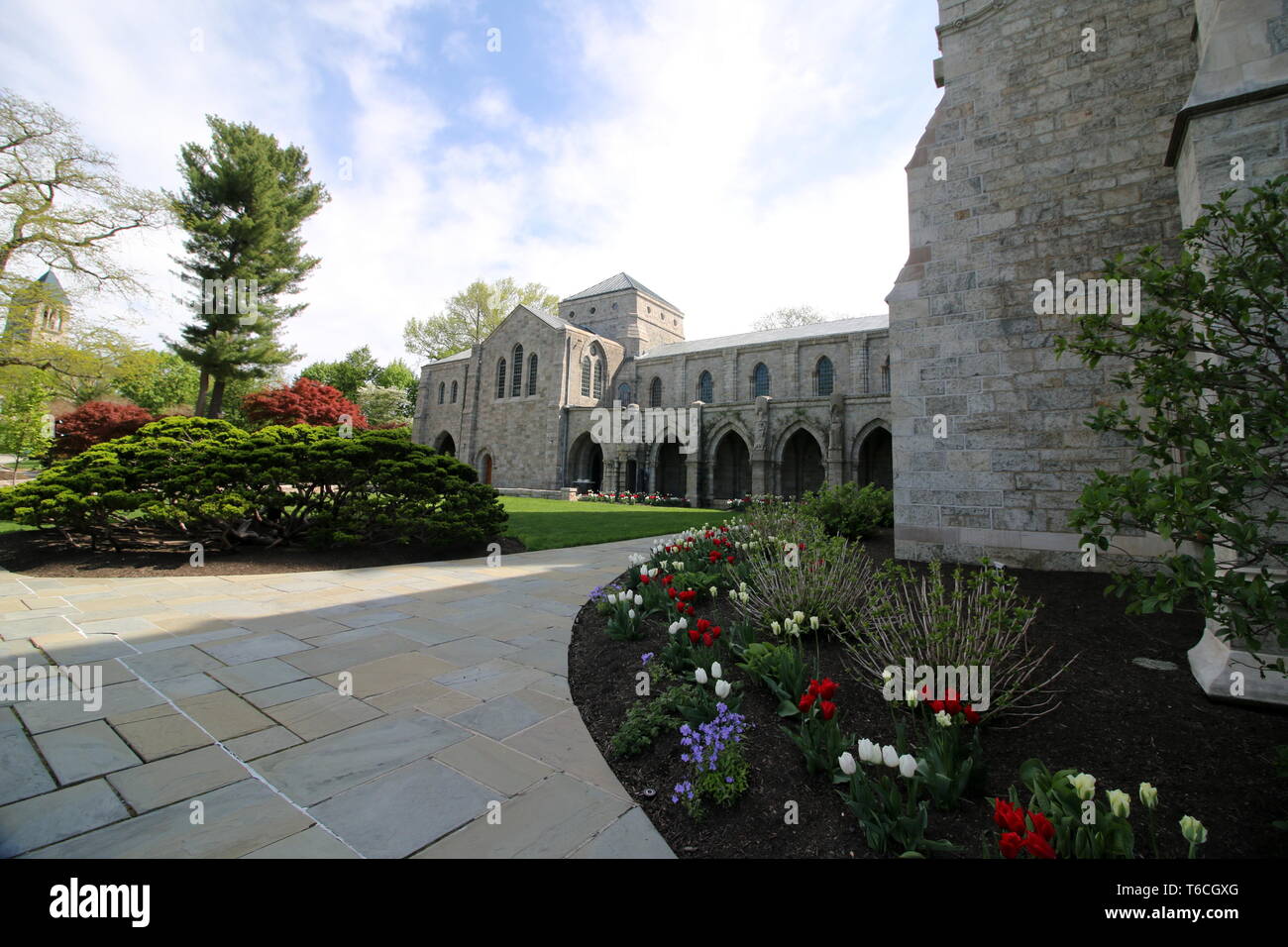 Spring landscape mansion hi-res stock photography and images - Alamy