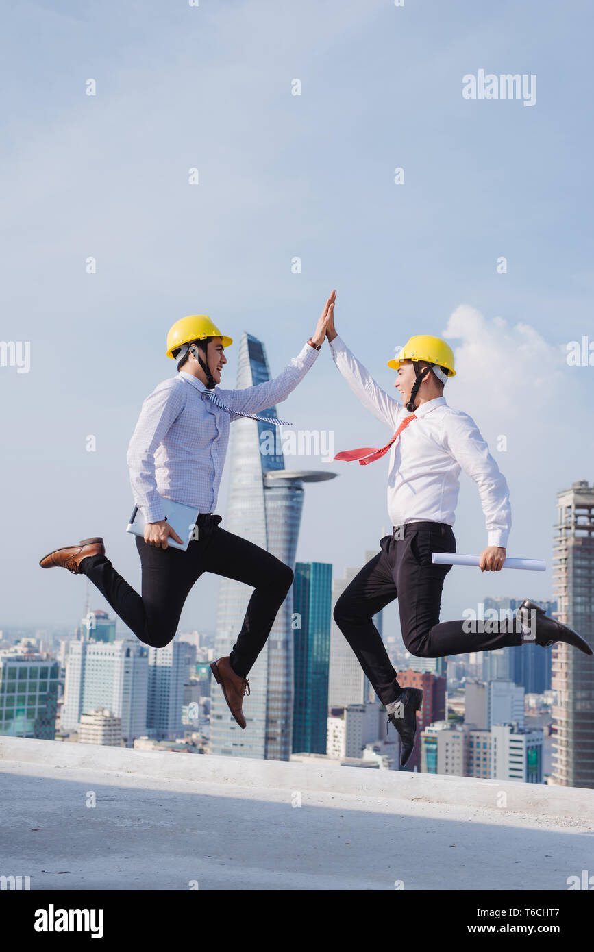 Team engineer success hi-res stock photography and images - Alamy