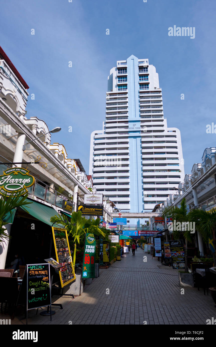 Asian architecture tower thailand hi-res stock photography and images ...