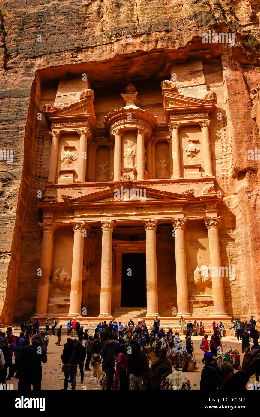 Magnificent structure hi-res stock photography and images - Alamy