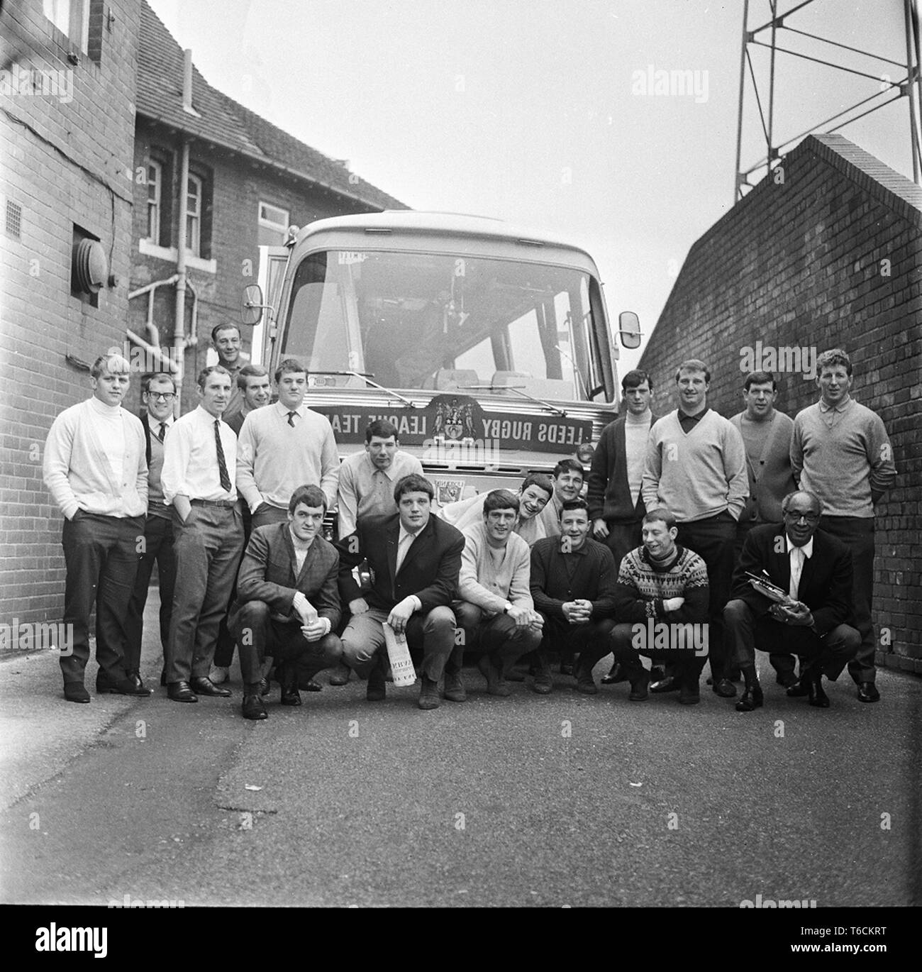 Leeds RL team leave for Wembley 1968 Stock Photo - Alamy
