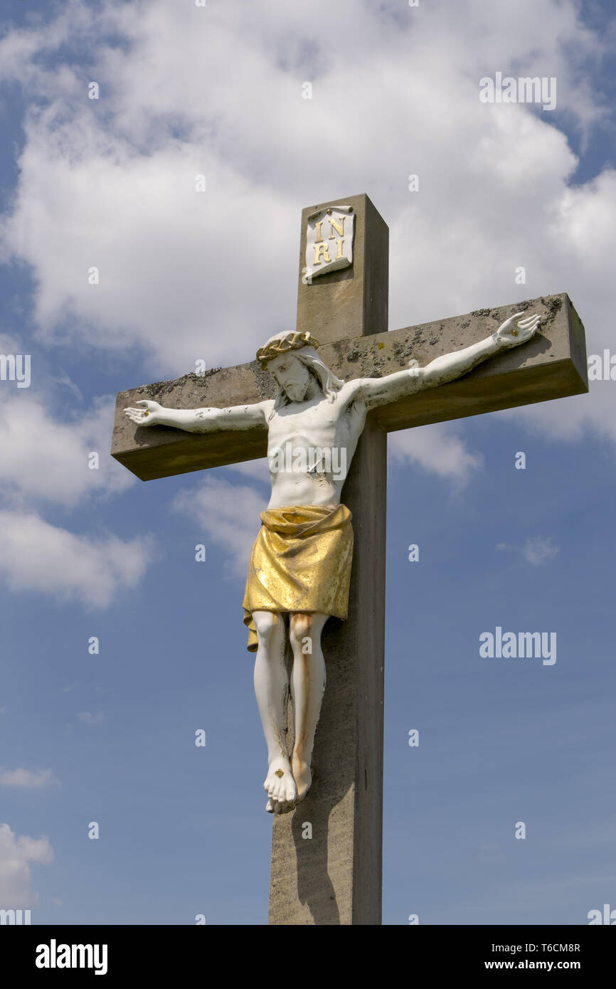 Figure christ cross hi-res stock photography and images - Alamy
