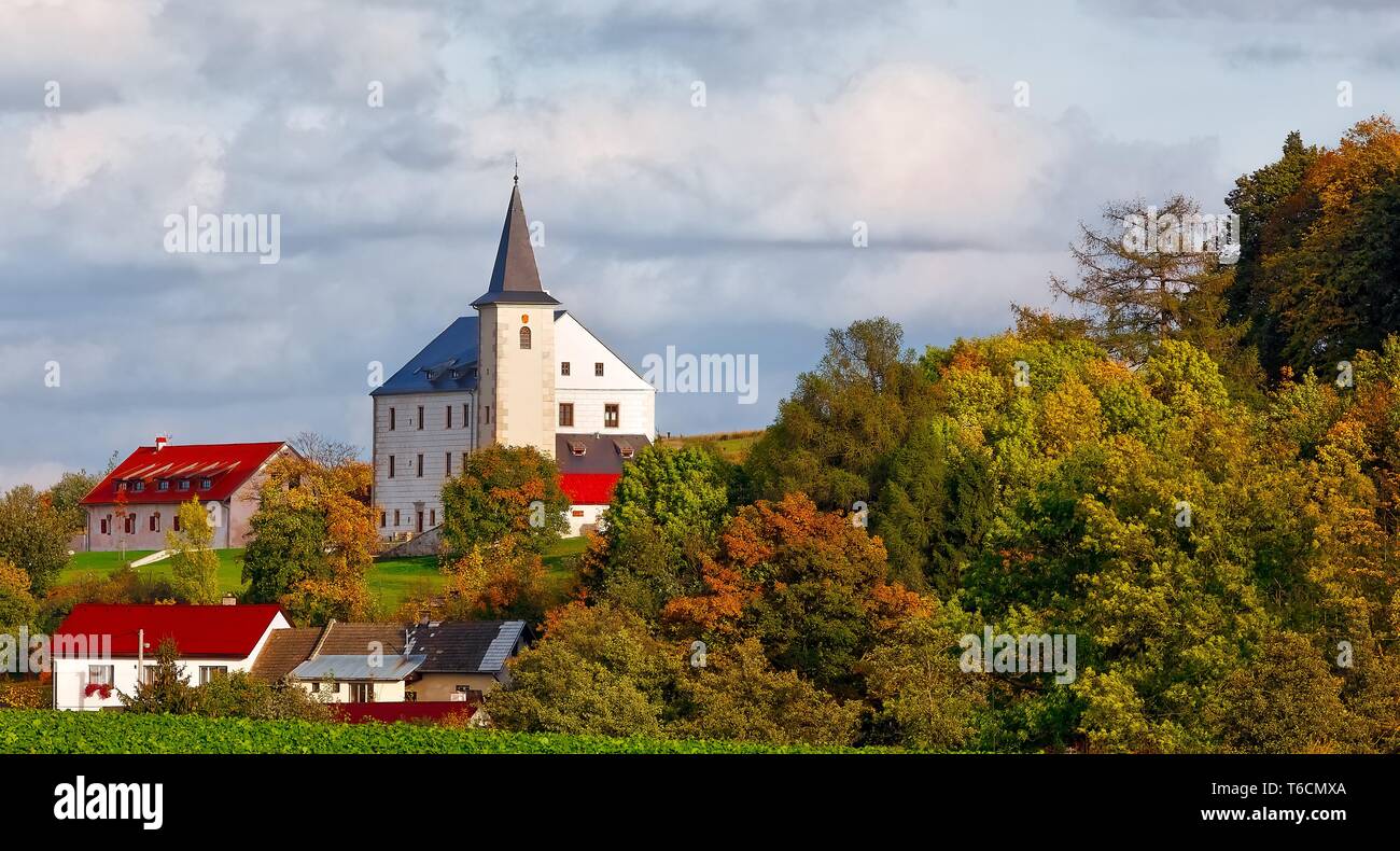 Small chateau hi-res stock photography and images - Alamy
