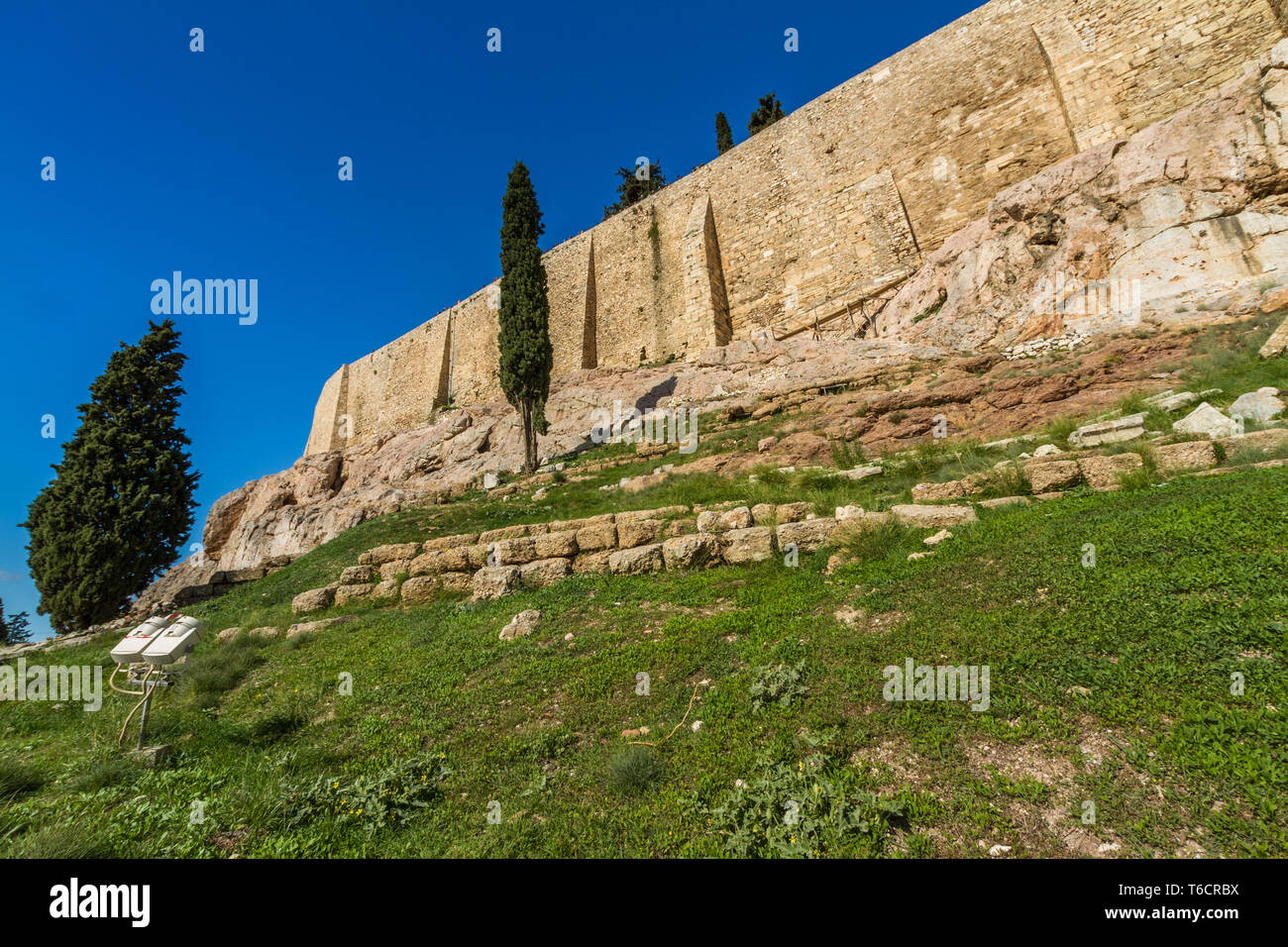 Looking up acropolis parthenon hi-res stock photography and images - Alamy