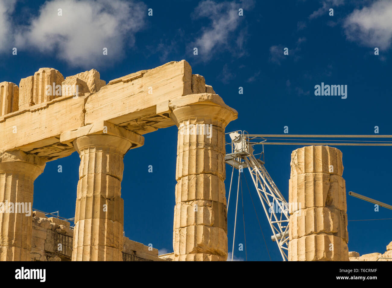 Crane in the parthenon hi-res stock photography and images - Alamy