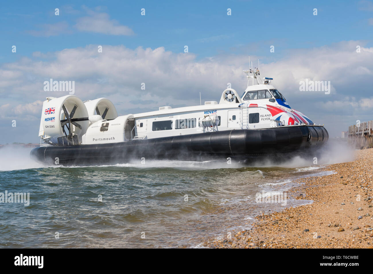 Griffon hoverwork hi-res stock photography and images - Alamy