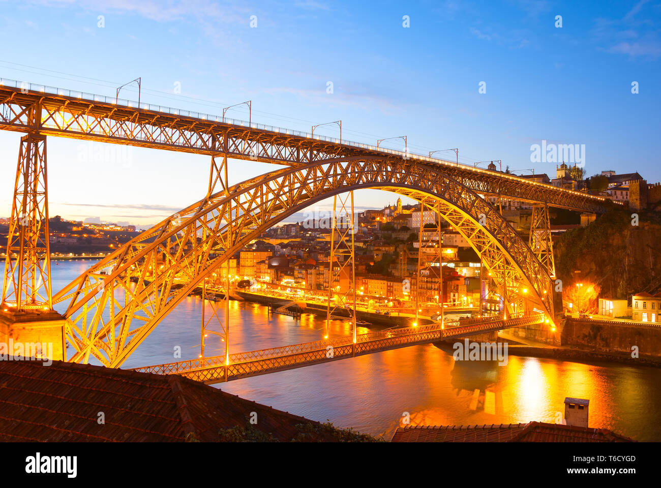 Porto landmarks twilight portugal hi-res stock photography and images ...