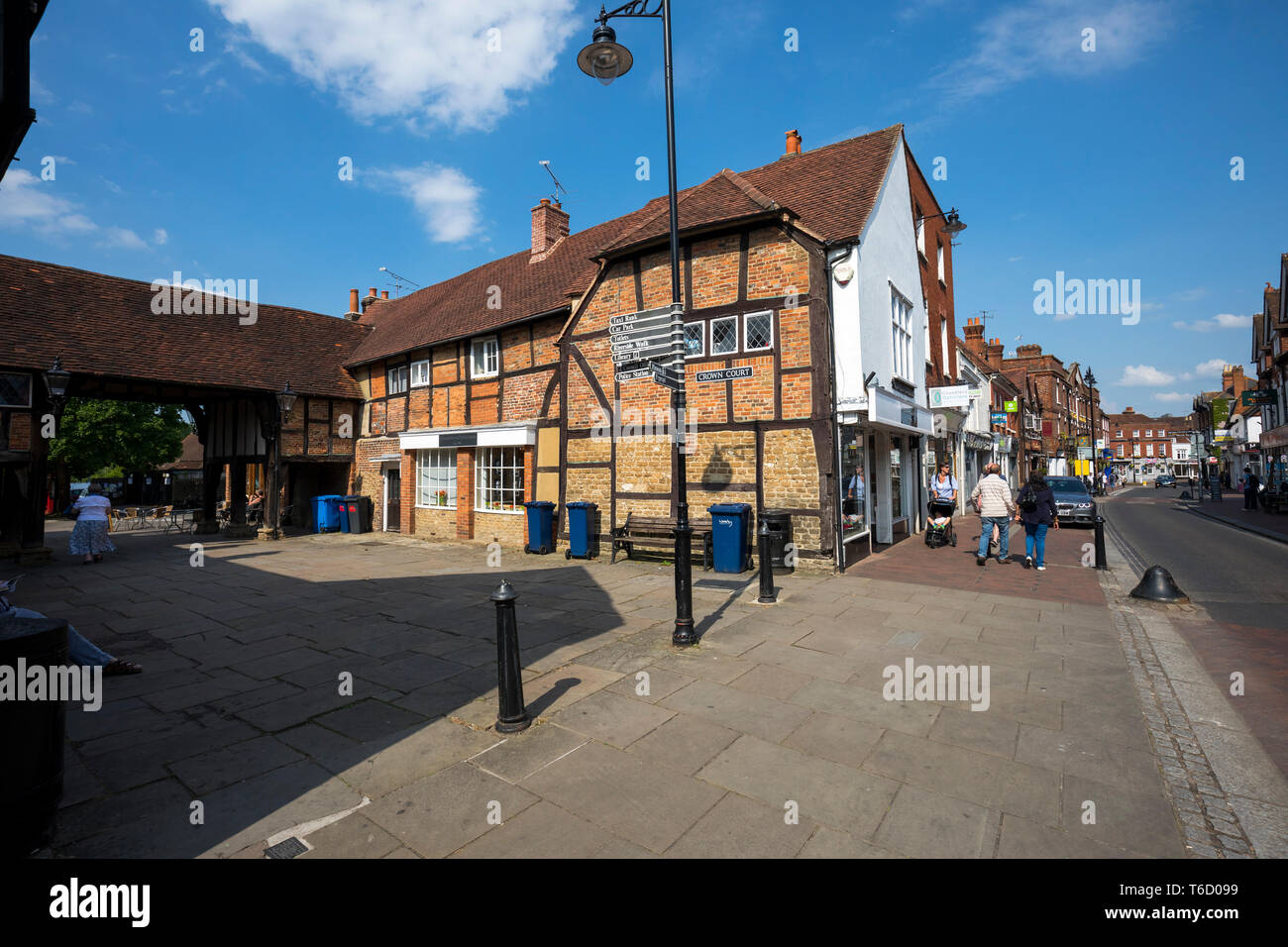High street landscape hi-res stock photography and images - Alamy