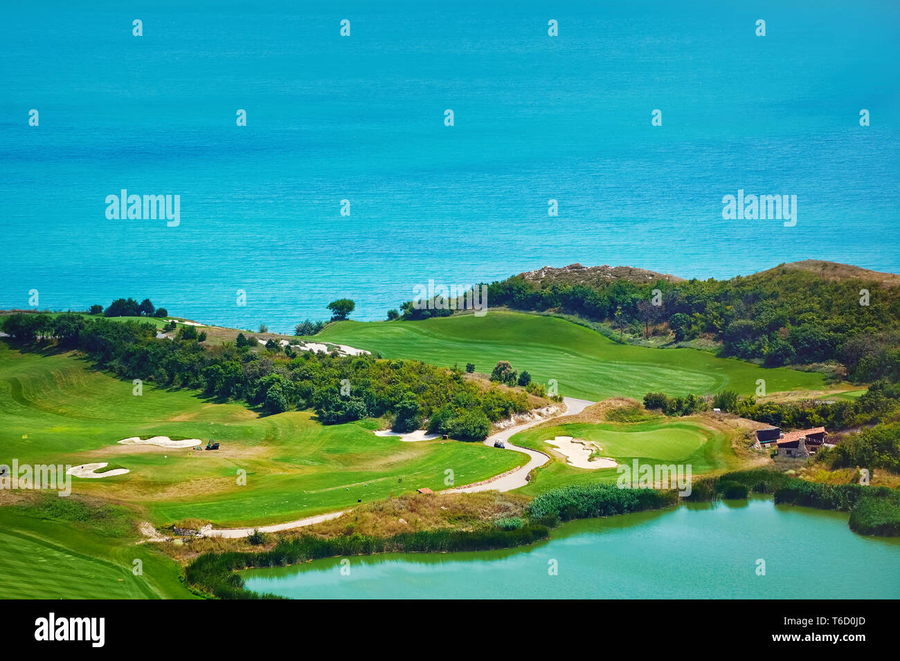 The shore course hi-res stock photography and images - Alamy
