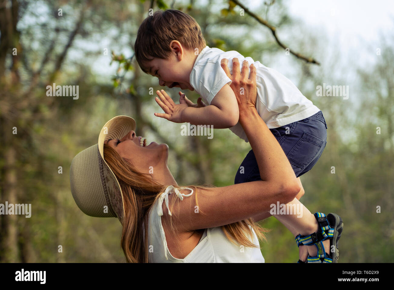 family fun in the park. outside in nature Stock Photo - Alamy