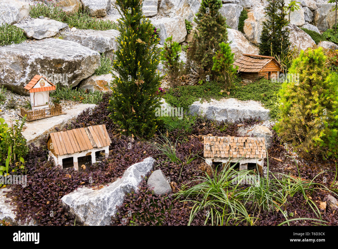 Outdoor models of various rural buildings, garden decoration Stock ...