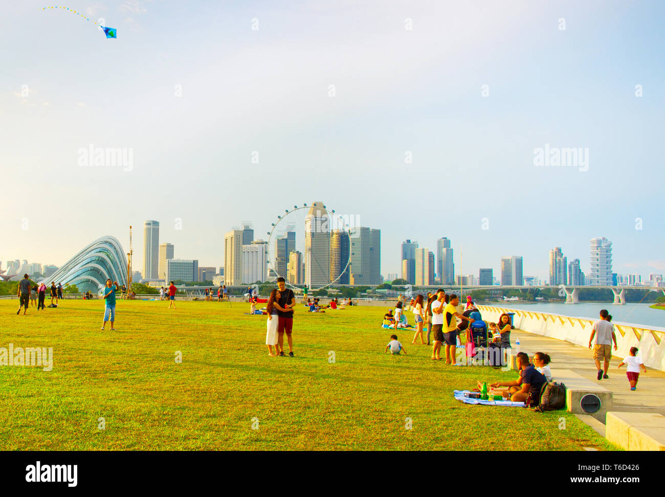 Marina barrage hi-res stock photography and images - Alamy