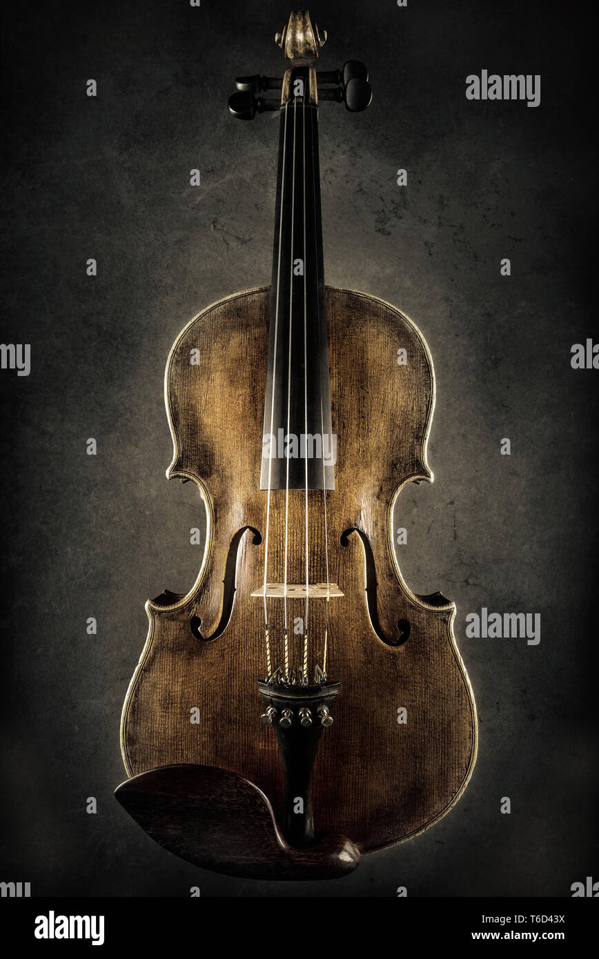 Violin instruments hi-res stock photography and images - Alamy