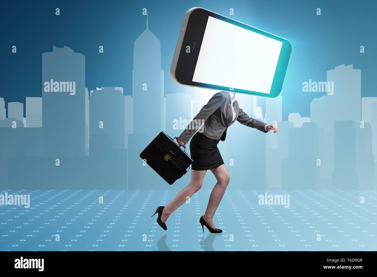 Mobile phone zombie hi-res stock photography and images - Alamy