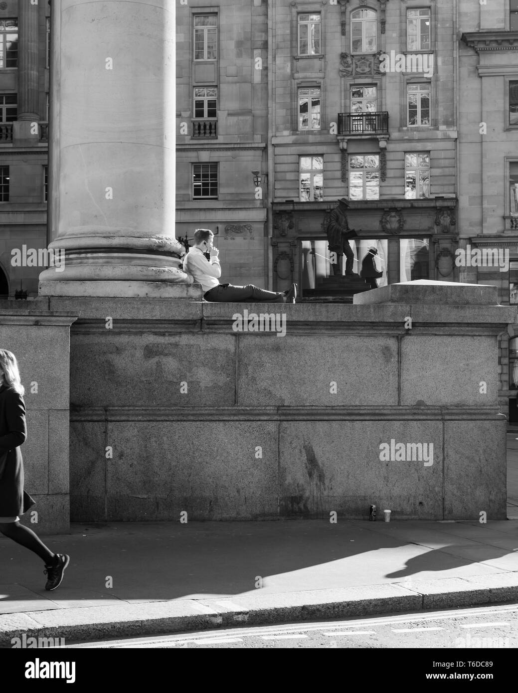 Threadneedle street and bank Black and White Stock Photos & Images - Alamy