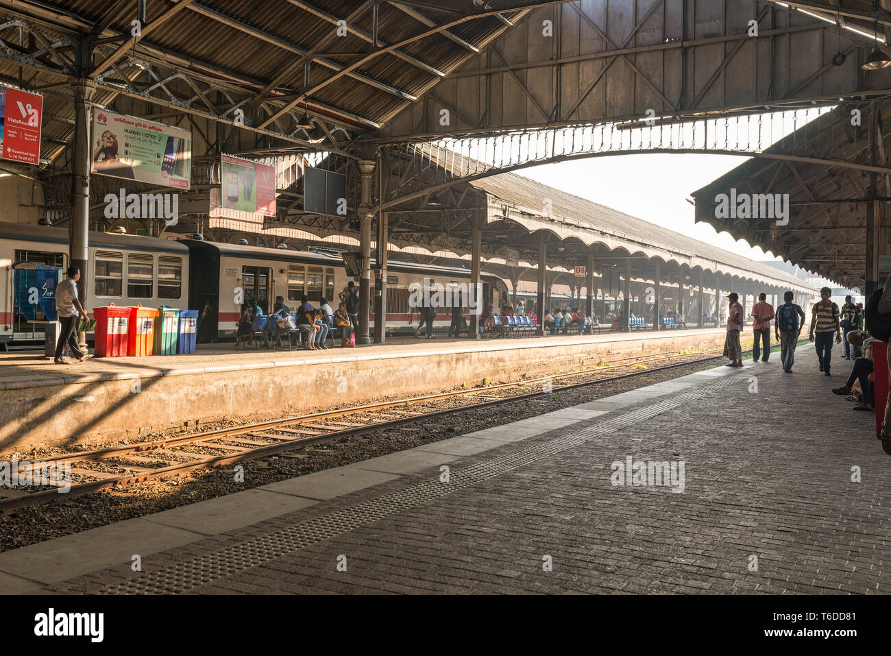 Major train station hi-res stock photography and images - Alamy