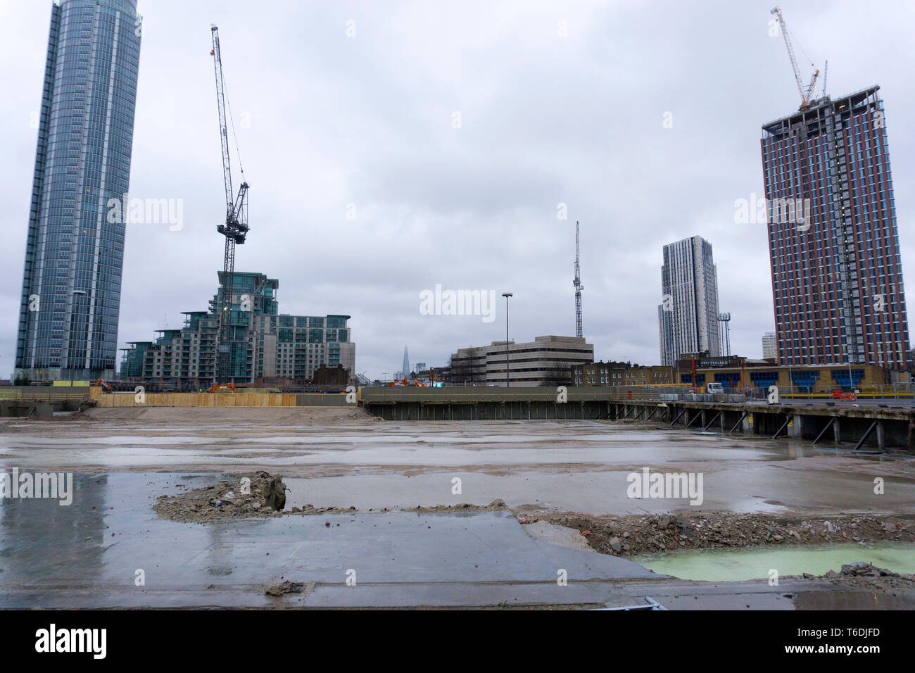 One nine elms city tower hi-res stock photography and images - Alamy